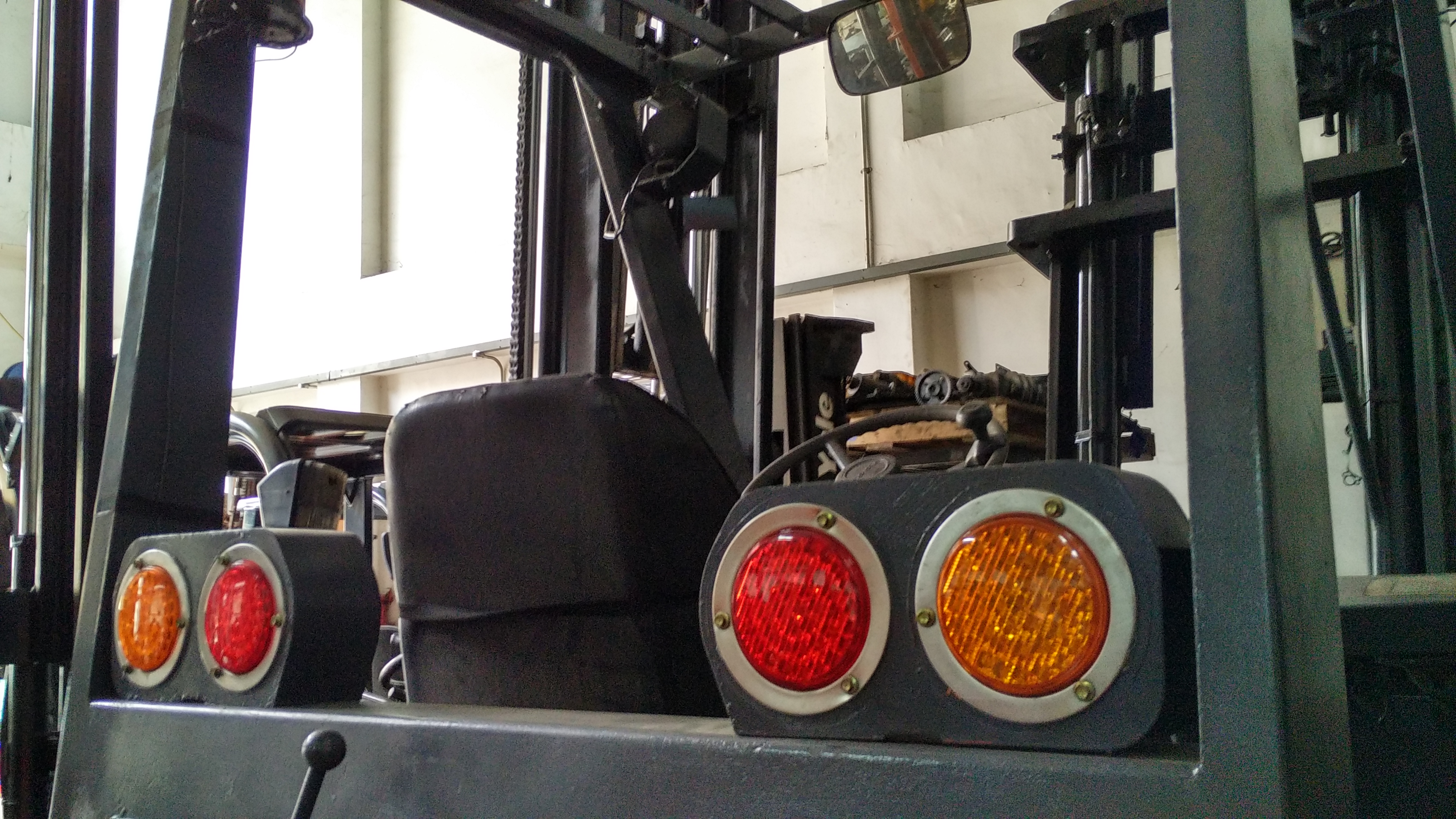 About us | Red Forklifts Pte Ltd (Singapore)