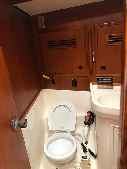 OUR VESSEL | Aloha Sailing