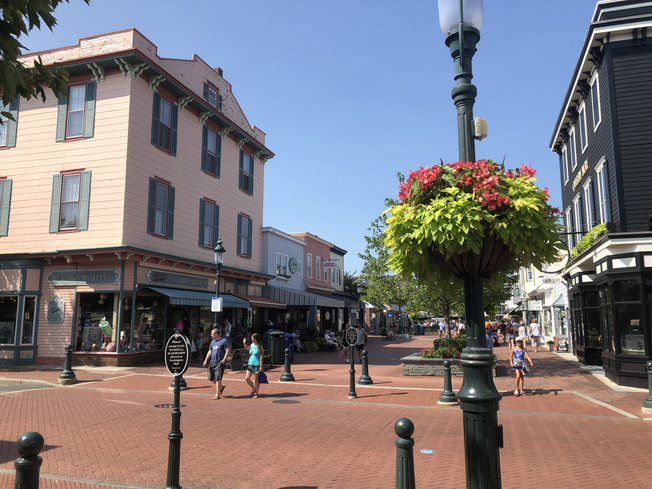 About | Washington Street Mall | Cape May, NJ