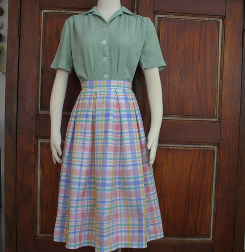 Pastel spring plaid pleated skirt | Huckleberry