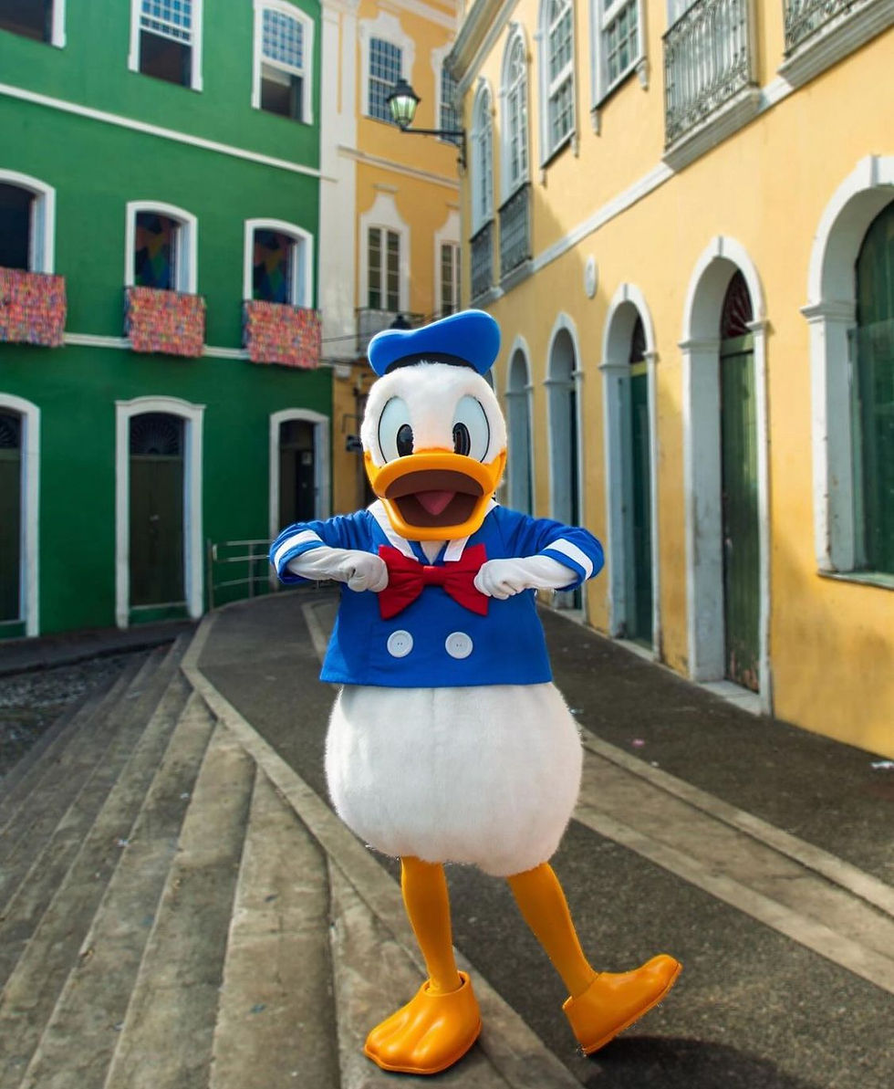 Disney celebra 90 anos do Pato Donald