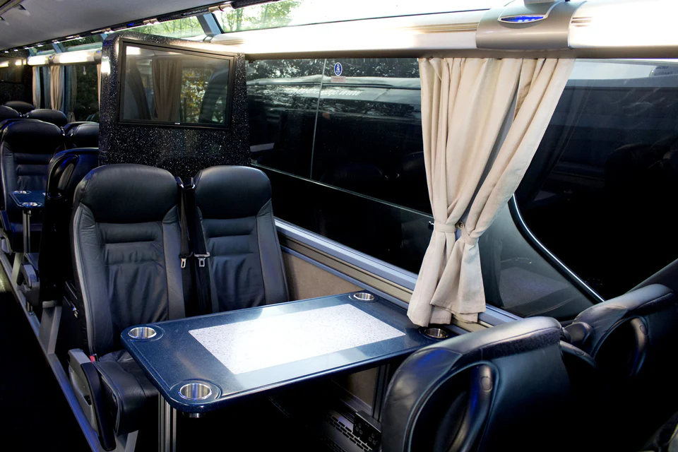 VIP Coach Neoplan Starliner | Coach Hire Direct