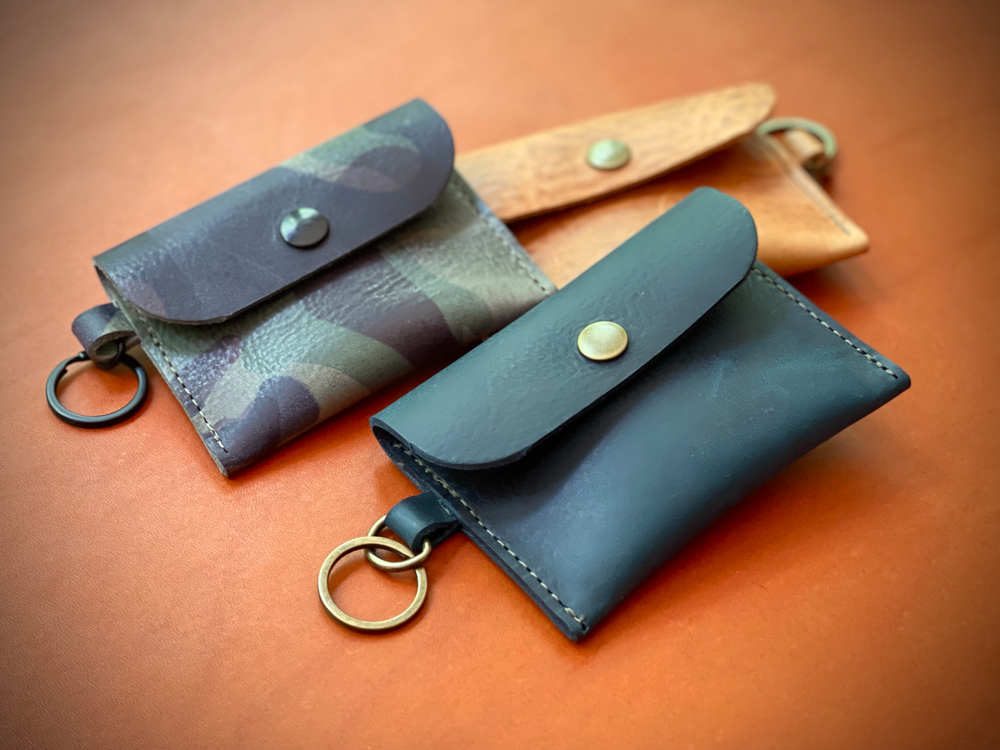 FREE Keychain Card Holder Video Tutorial (Scrapbuster)