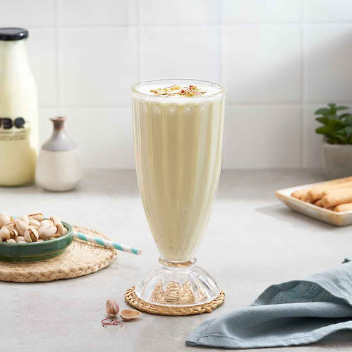 Exploring the Health Benefits of Milkshakes at Sangeetha's Desi Mane