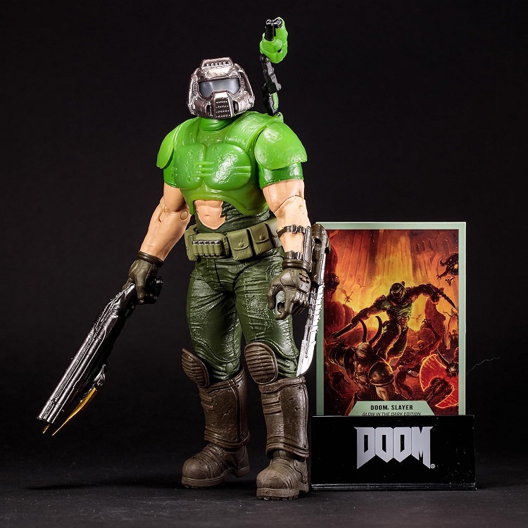 McFarlane Doom! Gold Label Exclusive Doom Slayer, Glow in the Dark Edition