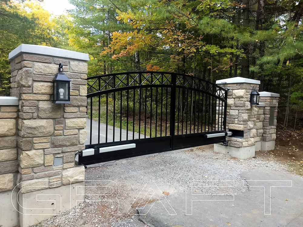 How to Choose the Right Pivot Hinge for Your Swing Gate?