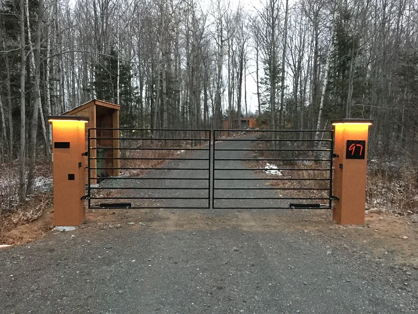 Driveway Gates | MasterGatePlus Inc. | Quebec & Ontario