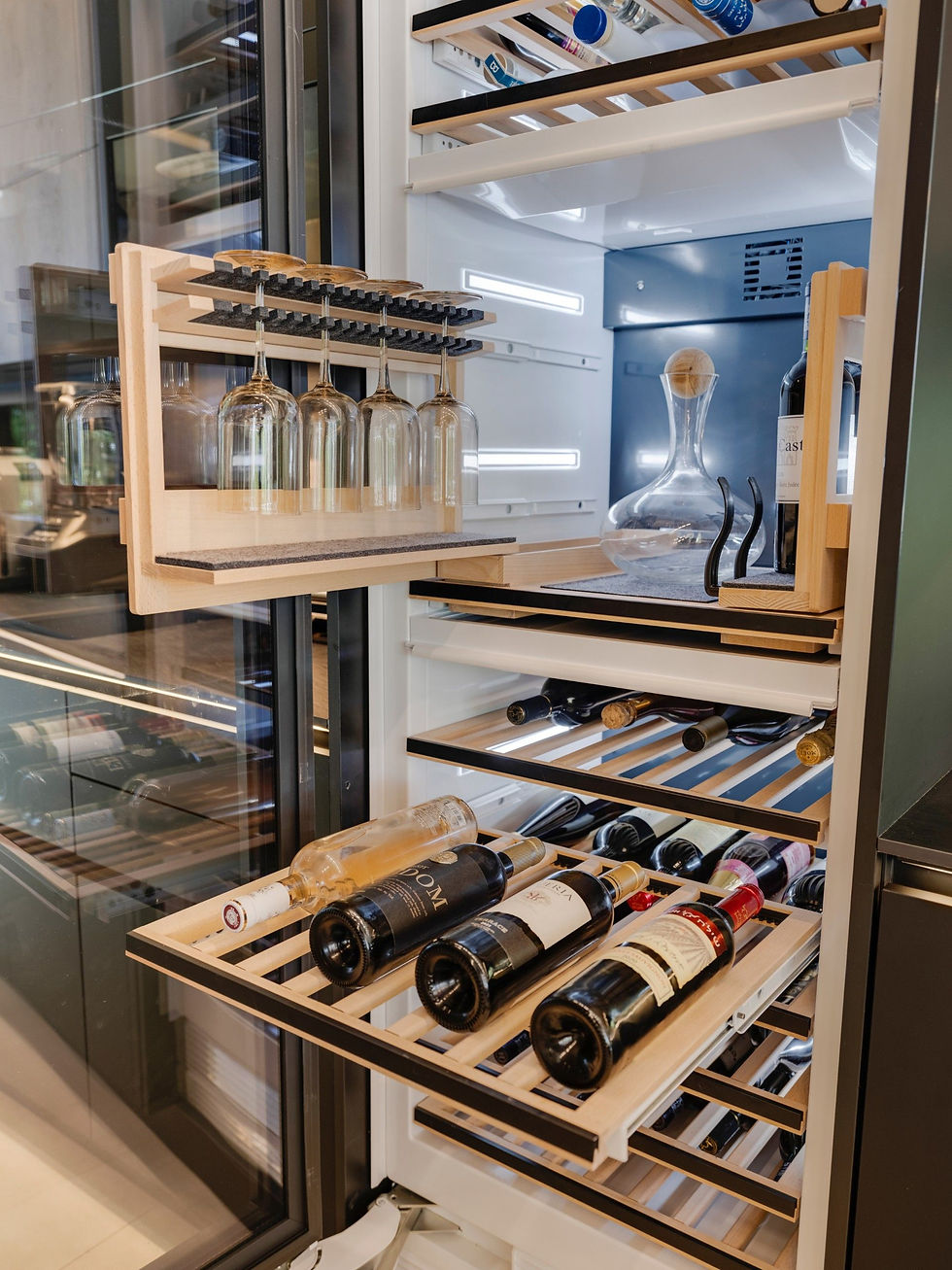 Luxury Kitchens in Miami : High-End Modern Design