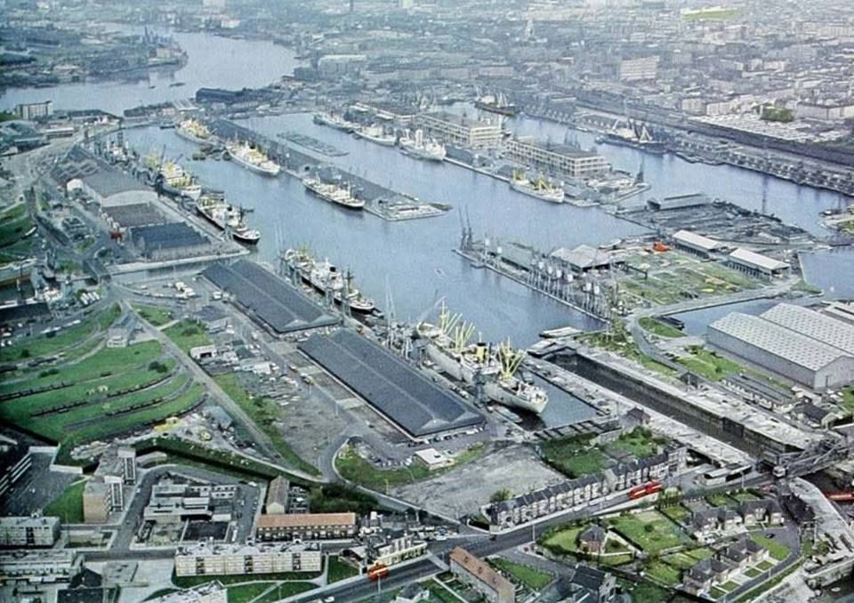 Evolution of the London Docklands through to 1990