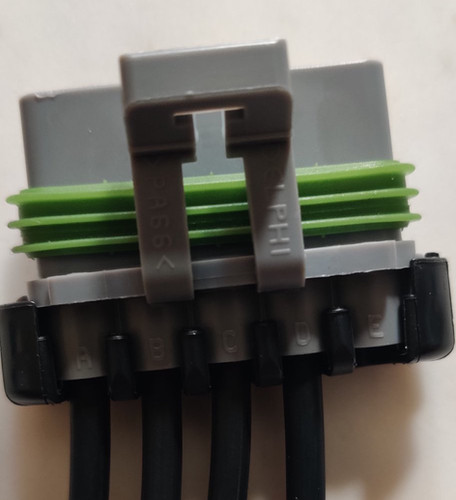 Peterbilt & Freightliner Tail Light Connector. | Ca Diesel Connectors