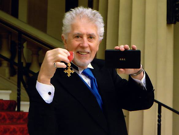 BIOGRAPHY | johnmayall