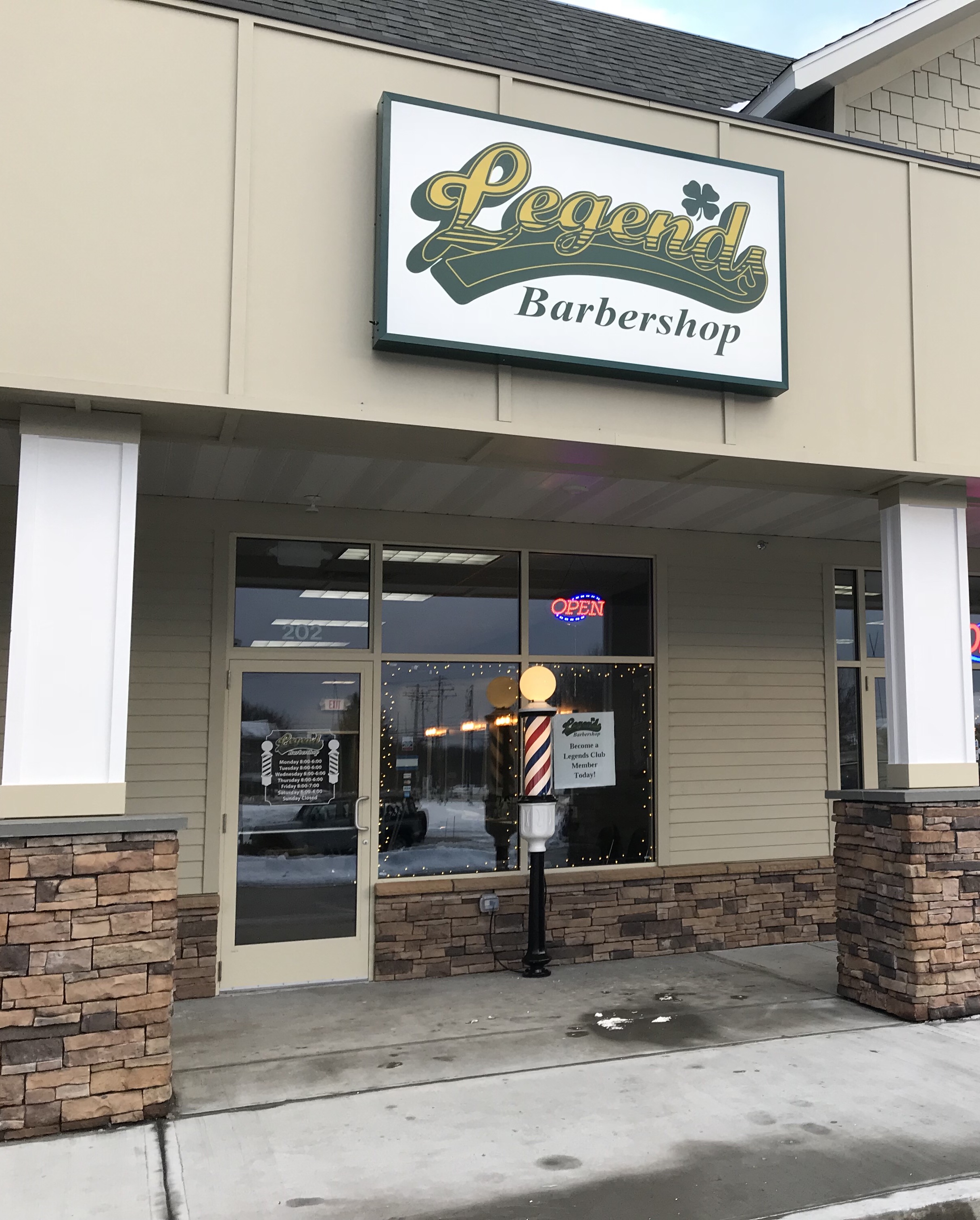 COMMUNITY | Legends Barbershop