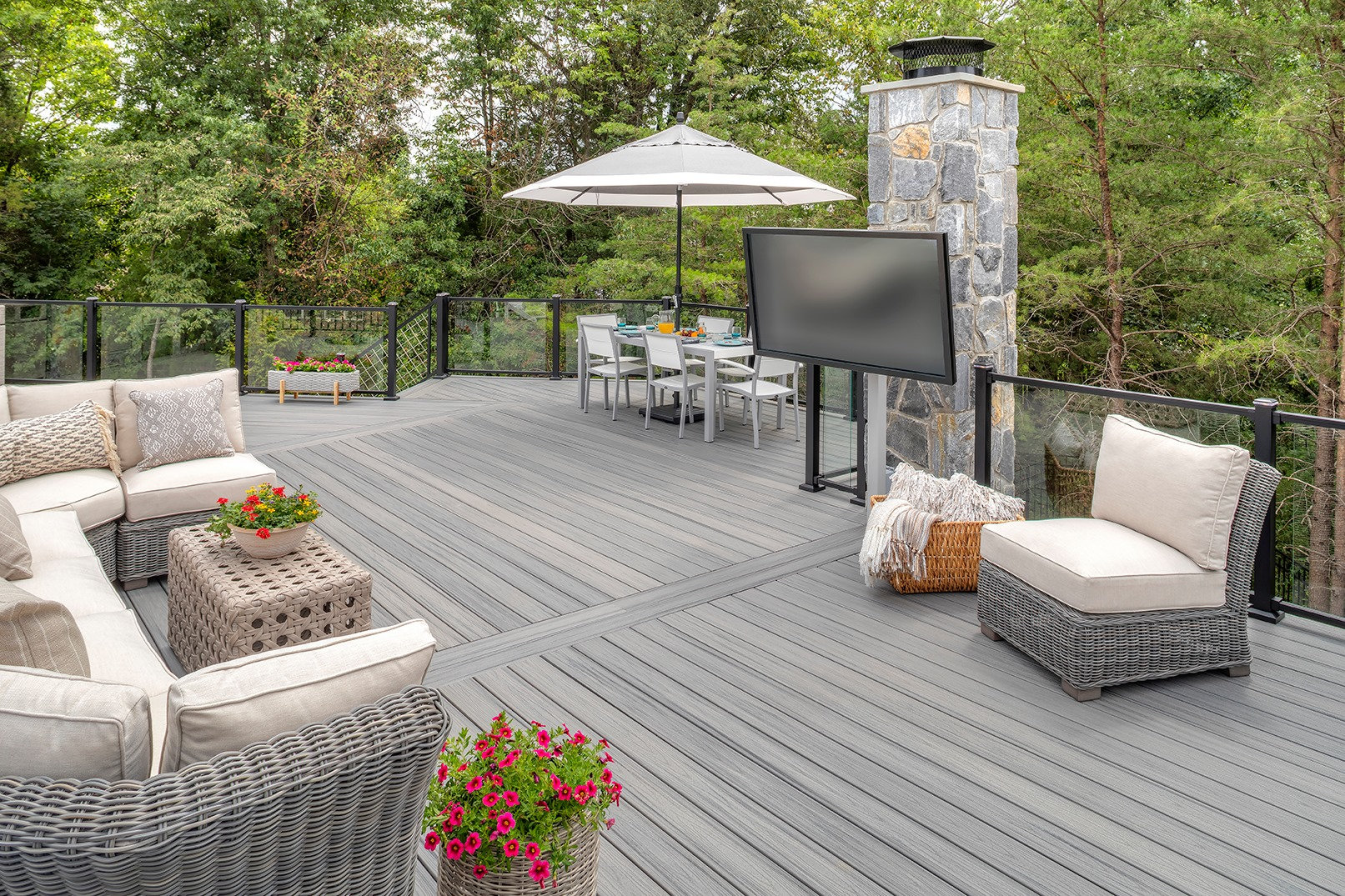 Warner's Decking Vernon Hills | Quality Deck Services