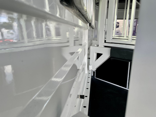 Infinity Floats | Horse Floats | Adelaide SA