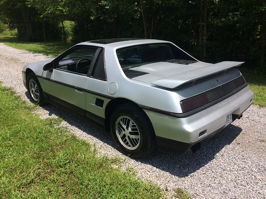 1986 Pontiac Fiero | Picture Car Co.