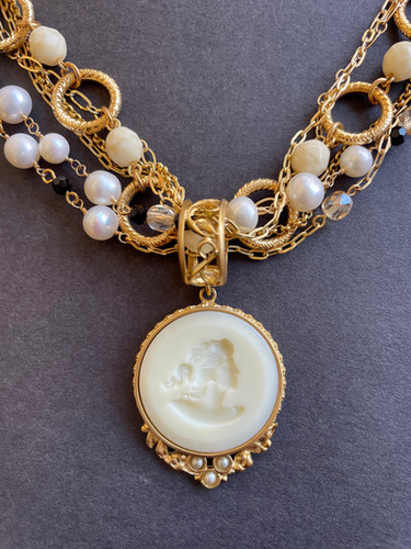 Arts & Crafts Intaglio Necklace | Extasia Jewelry