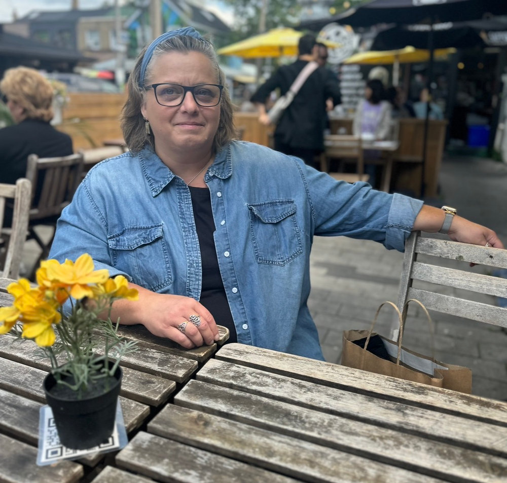 Introducing Mug of the Month Artist, October 2025: Jennifer Bean