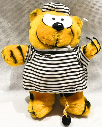 Heathcliff Prison Plush Applause 1980 | Monkey's Emporium