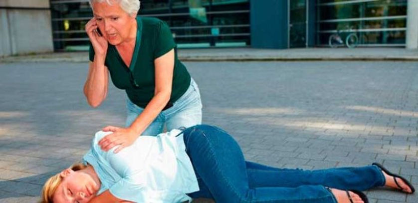 Primeros auxilios para personas en estado de inconsciencia