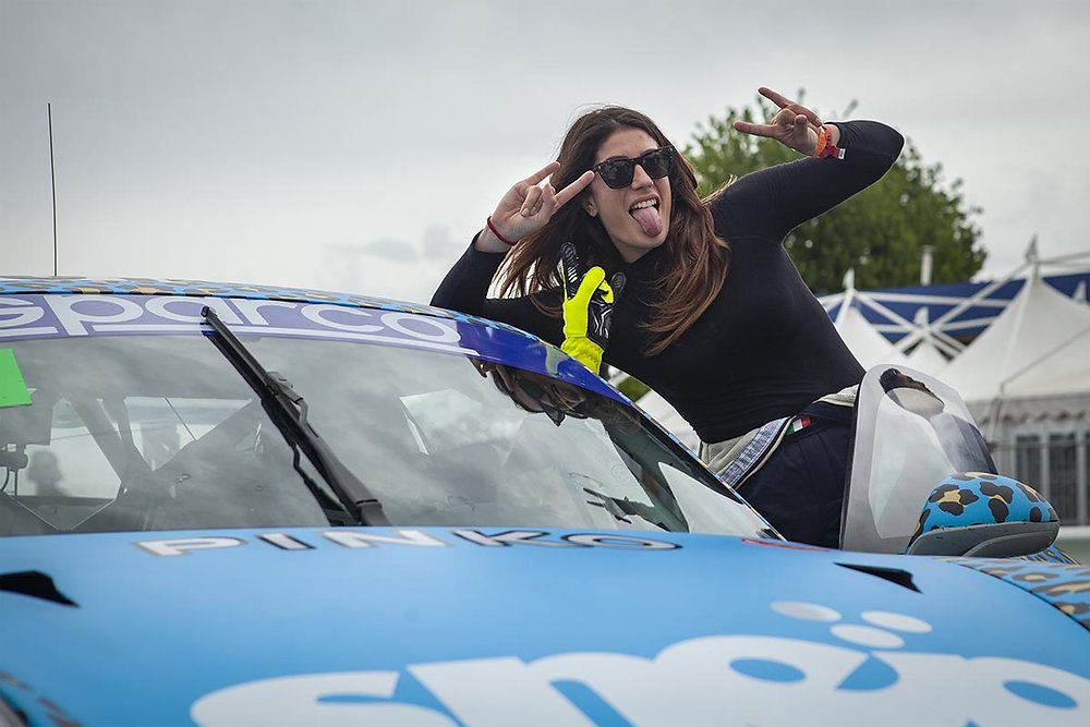 First Top-10 in Italian GT for Vicky Piria and Francesca Linossi
