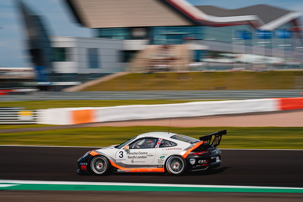 Esmee Hawkey has to settle for 4th in Silverstone