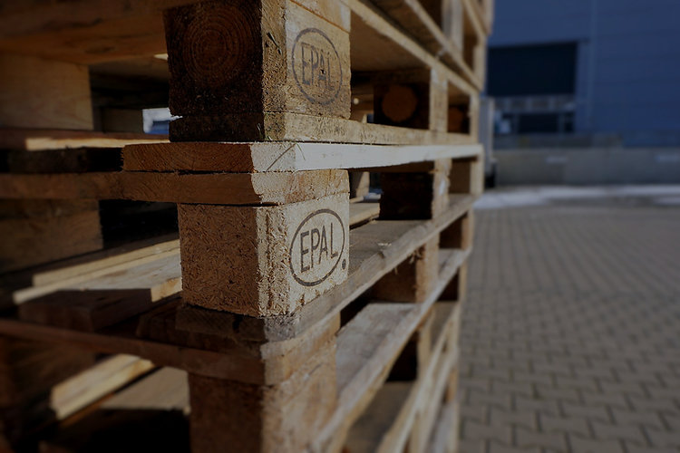 Pallet Collectors | Standard Pallet Collections