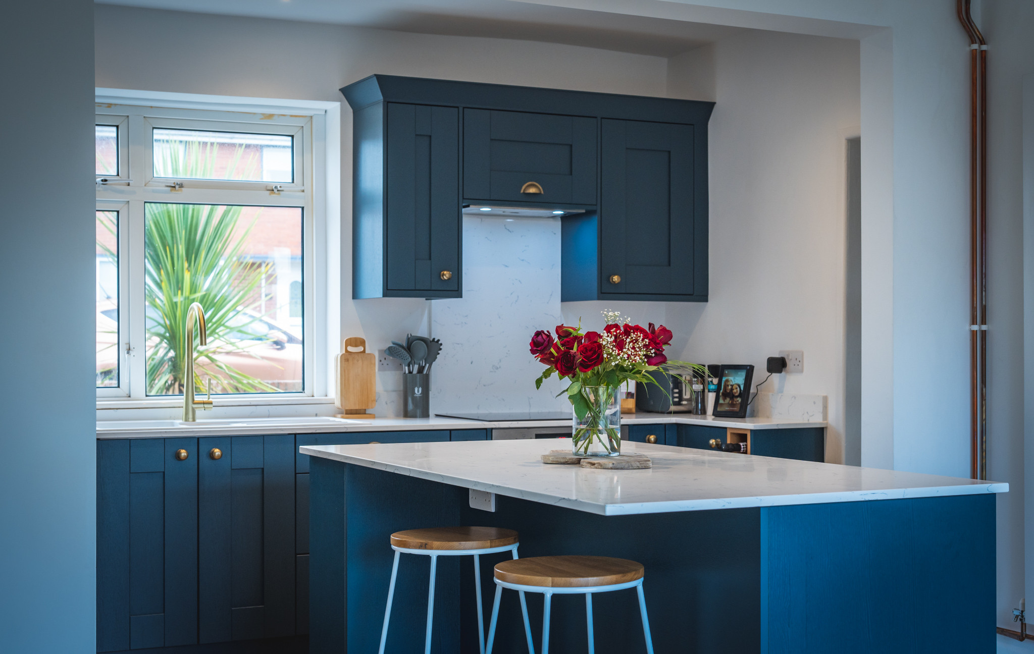 BLUE SHAKER KITCHEN