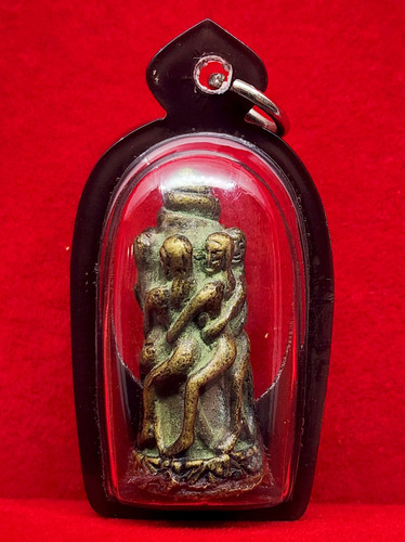 Seven Women, A Thousand Pillars Amulet_Ajarn Prasut, Wat Nai Tao, Trang ...
