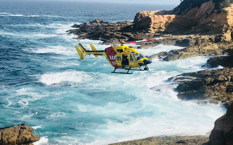 Kayaker rescued at Snapper Island