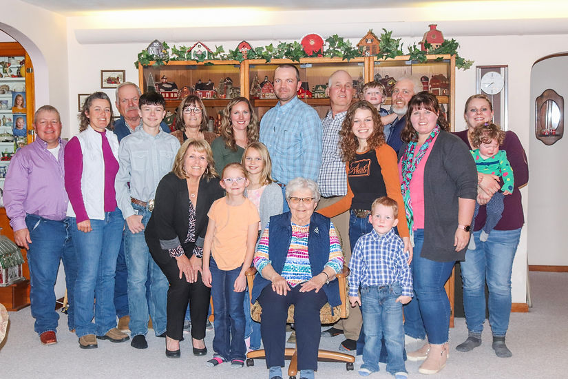 About Us | Redland Red Angus