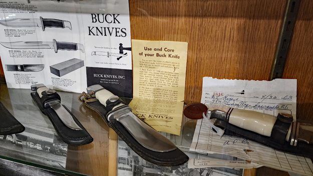 Buck Knives Factory Tour Shows How Iconic Knife Manufacturer Gets an ...