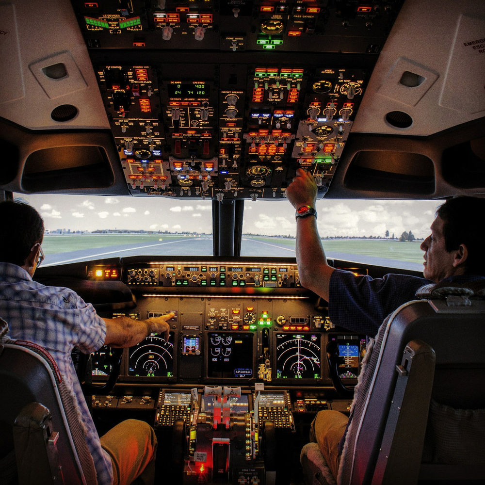 B737 Turnkey Flight Simulator - simworld.aero