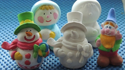 Plaster figures painting | Party Boom