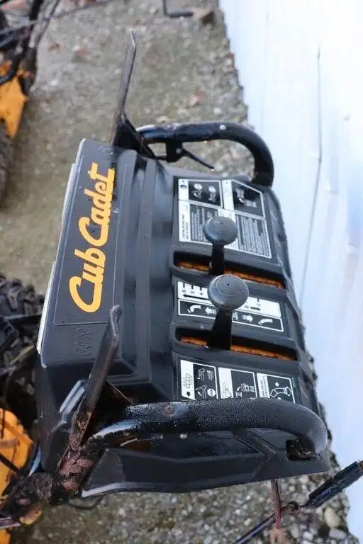 2005 Cub Cadet 45 Snow Blower 13 Hp Hermans Holdings
