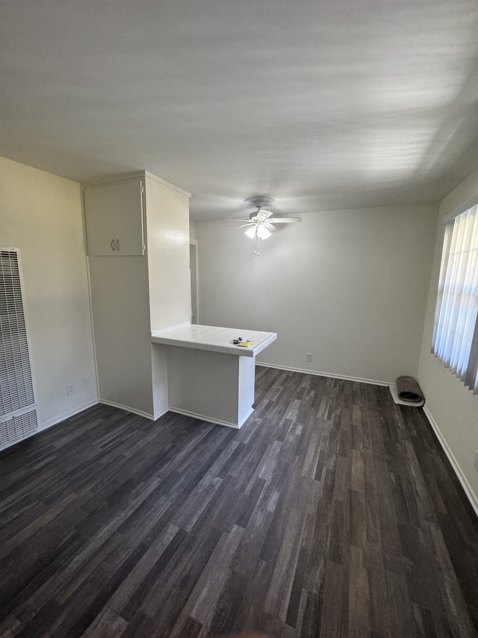 1090 Strathmore Drive #10 Los Angeles, by Shaams Nur | UCLA Universe ...