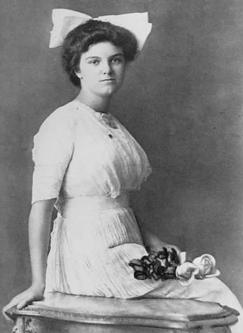 Ep#3: 1917 Timeline Twist & The Murder of Ruth Cruger