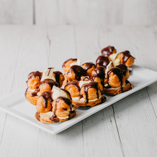 Ind French Profiteroles - Box x 6 | New York Cakes