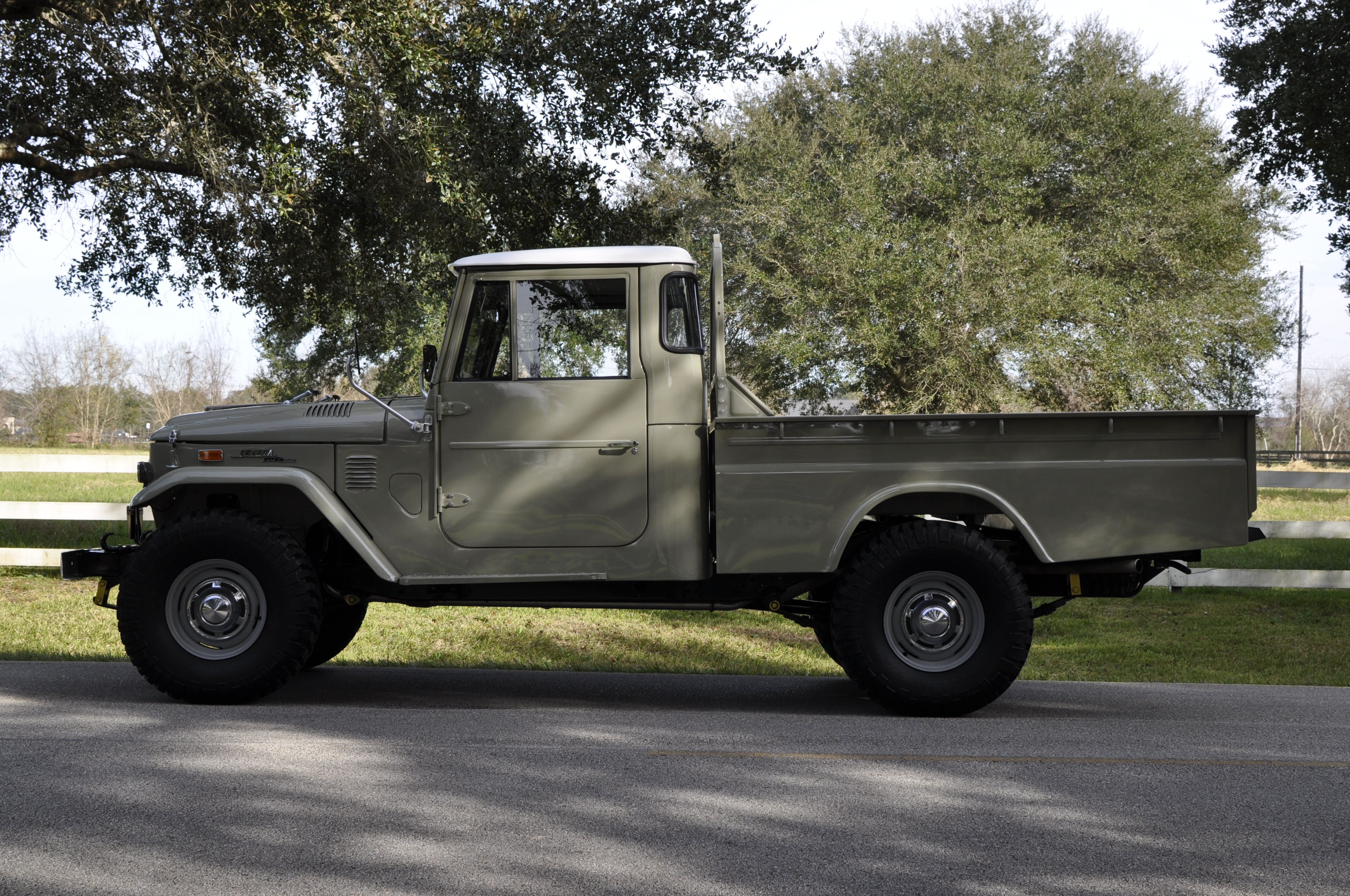 Land Cruiser 45 Series Truck | Elite Land Cruisers | United States