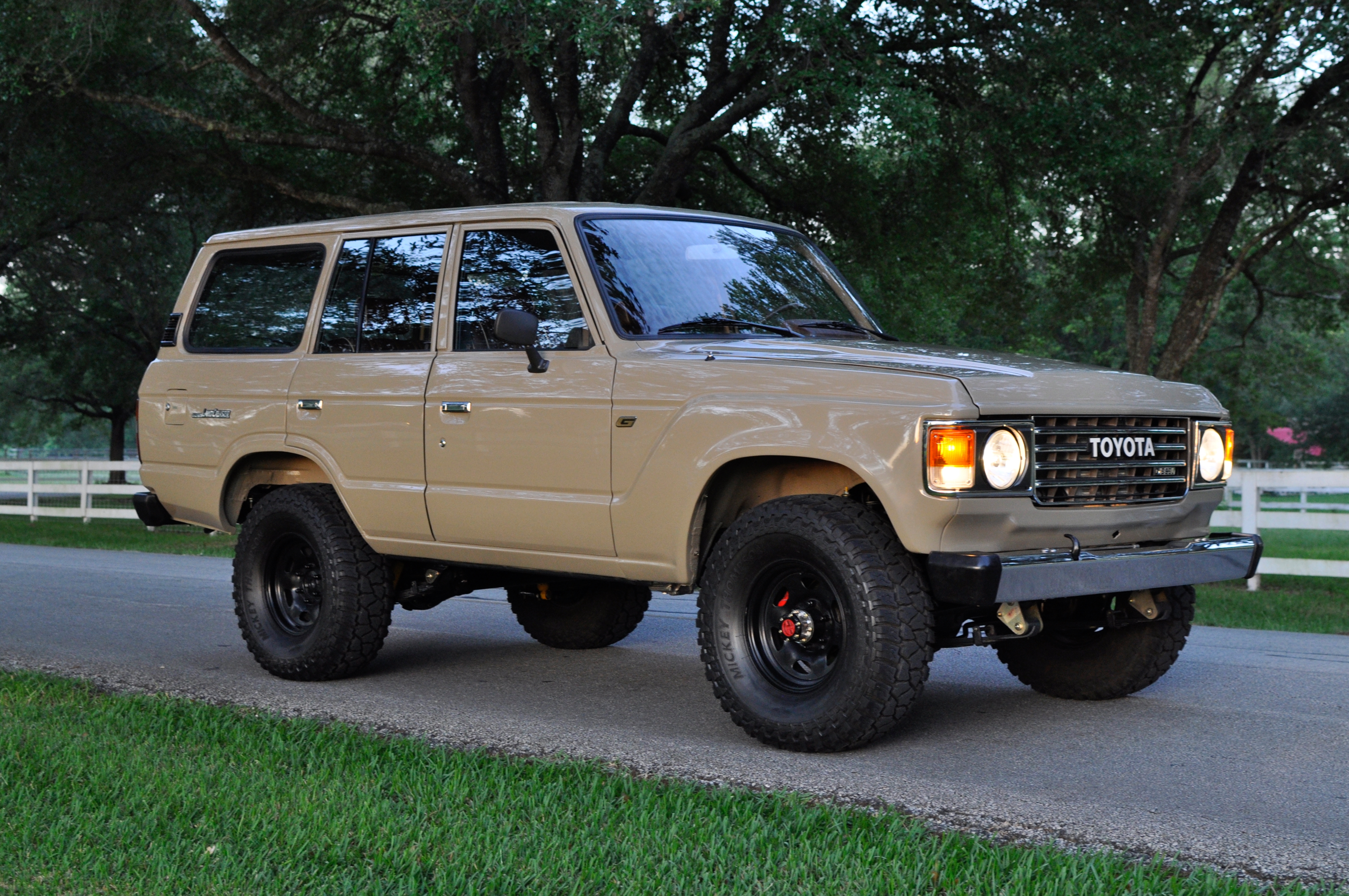 Land Cruiser 60 Series | Elite Land Cruisers | United States