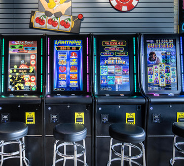 Arcade PvP Bar | Downtown Wisconsin Dells Arcade Bar Entertainment