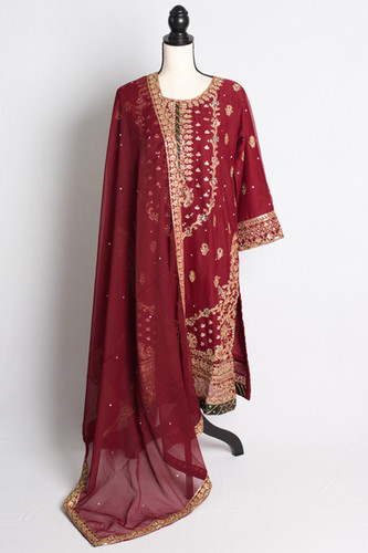 Red Embroidery Pakistani Salwar Kameez Suit in Size 42 | Bengal Looms