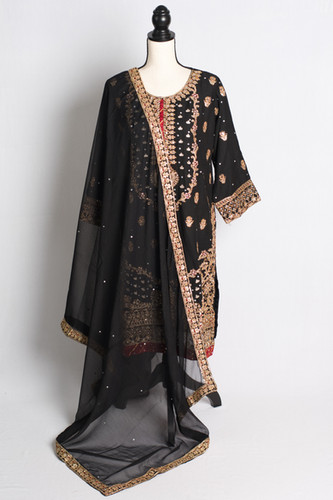 Black Embroidery Pakistani Salwar Kameez Suit in Size 44 | Bengal Looms