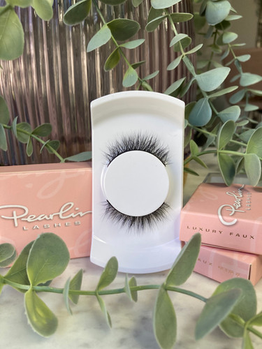 Naturally Lash | Lash Extensions By Pearlin