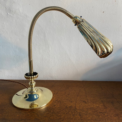 Antique Brass Bendy Desk Lamp | Briggs & Oliver