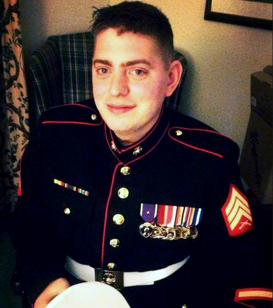 SGT JOHN PECK, USMC, BECOMES Honorary MEMBER OF MCL DET 1267.