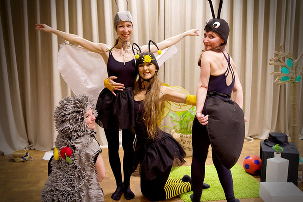 Objemi drevo! | Katja Dance Company