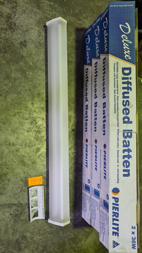 Pierlite DBD236 Diffused Batten | OE Parts