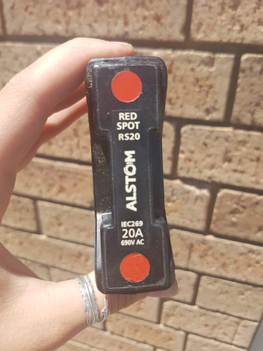 Plastic Fuse Block Red Spot Alston - RS20 690V | OE Parts