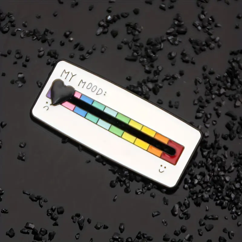 My Mood Indicator pin/brooch | Orange Elephants CM