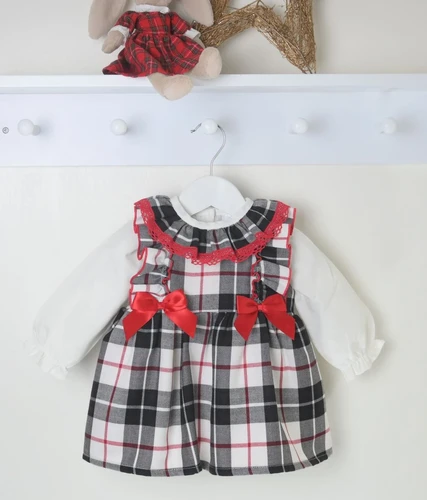 Davina Outfit | Duke Essentials, Lewisham